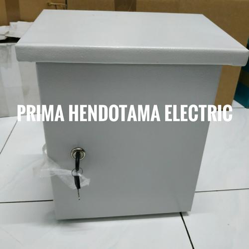 Jual Box Panel Outdoor 25x35x15cm | Box Panel 25x35x15cm Outdoor (Topi ...