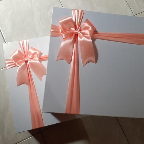 Jual Kotak Kado Putih Pita Peach Bisa custom warna Lain - 40x40x10cm ...