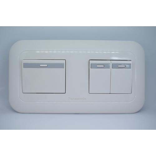 Jual Saklar Triple 2 x WEJ5531 + WEJ5541 + WEJ78049W Panasonic ...