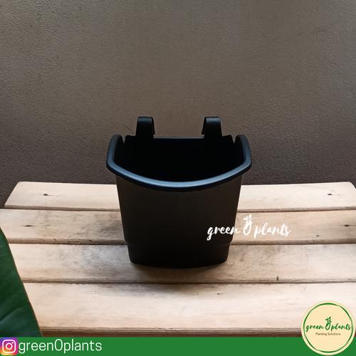 Jual Pot Tanaman Kait Gantung Vertikal Vertical Garden TIP S Hitam ...