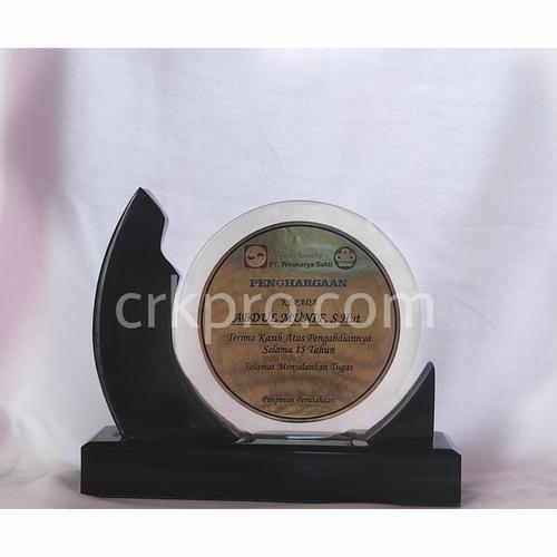 Jual PLAKAT RESIN CUSTOM / PLAKAT RESIN LOGO TANAM / KUNINGAN SEPUH ...