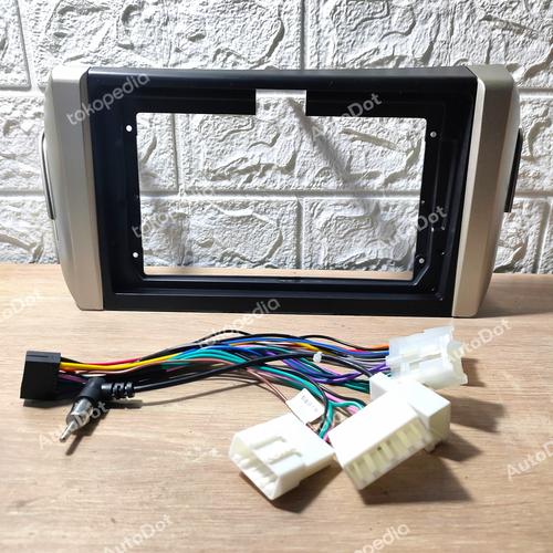 Jual Frame Headunit Toyota Innova Reborn 9 Inch + Soket Head Unit ...