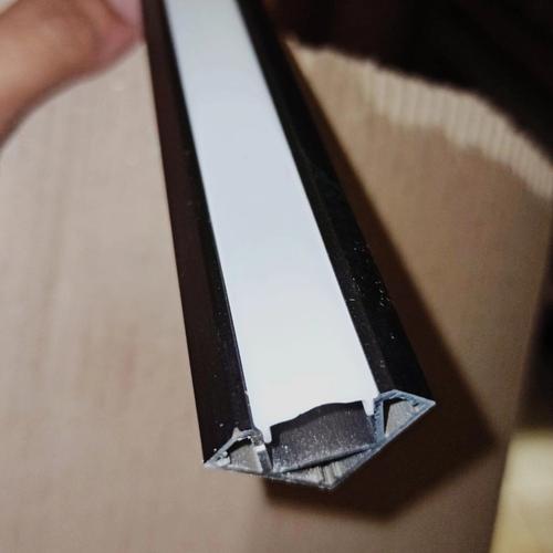 Jual rumah cover rel lis box lampu led strip sudut - Jakarta Barat ...