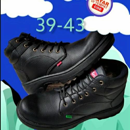 Jual sepatu safety Kickers boot tali Hitam - Hitam, 42 - Jakarta Timur ...