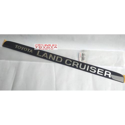 Jual Emblem Logo Bagasi Belakang Toyota Land Cruiser HDJ 80 75435-60040 ...