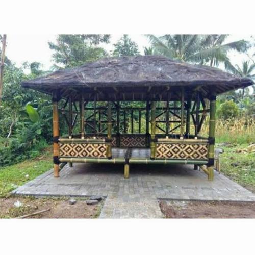 Jual saung bambu / gazebo bambu/ saung bambu minimalis / saung gajebo ...