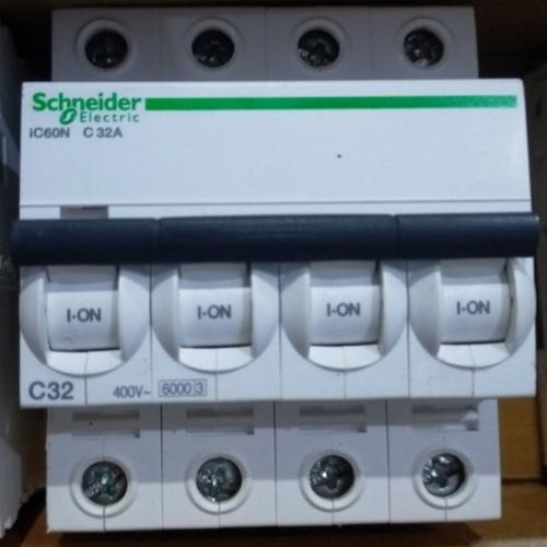 Jual MCB IC60N 4p 32A 6KA A9F74432 SCHNEIDER - Jakarta Pusat - MEIJAYA ...