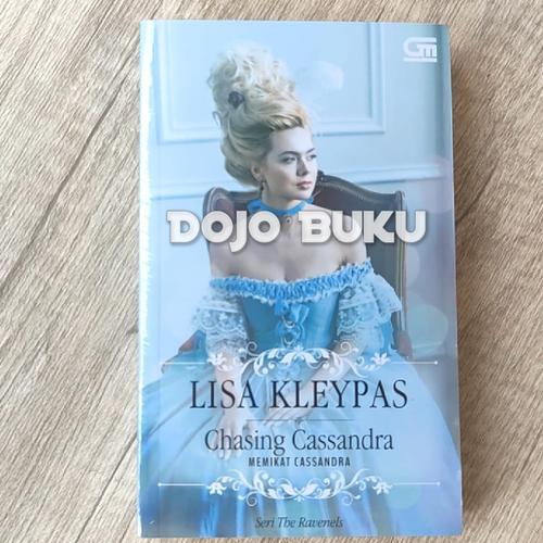Jual HR : Memikat Cassandra (Chasing Cassandra) by Lisa Kleypas ...