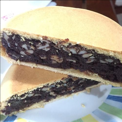 Jual Tong Tjiu Pia Khas Temanggung/Kue Bulan Cap Macan rasa Coklat ...