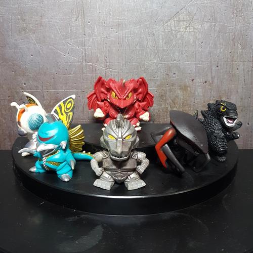 Jual figure kaiju godzilla super deformed chibi set - Jakarta Utara ...