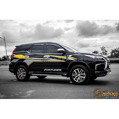 Jual promo stiker sticker mobil pajero sticker list stripe pajero sport ...