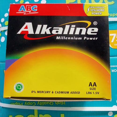 Jual BATERAI ALKALINE AA BUAT JAM DINDING DAN SENTER DLL harga perset ...