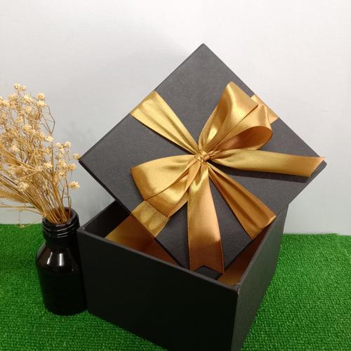 Jual kotak kado gift box + 12x12x8 cm + berpita - Hitam - Jakarta Barat ...