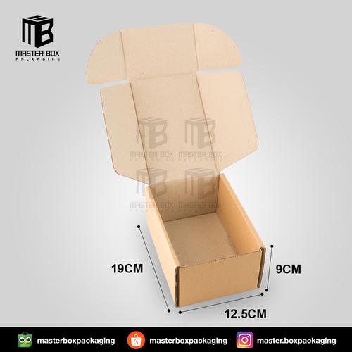 Jual Kardus / box packaging ukuran 19 x 12.5 x 9 die cut - Kab ...