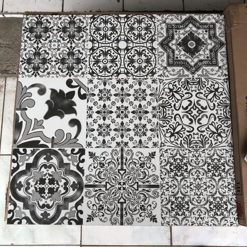 Jual Keramik 60x60 motif batik tegel/ keramik lantai batik vintage ...