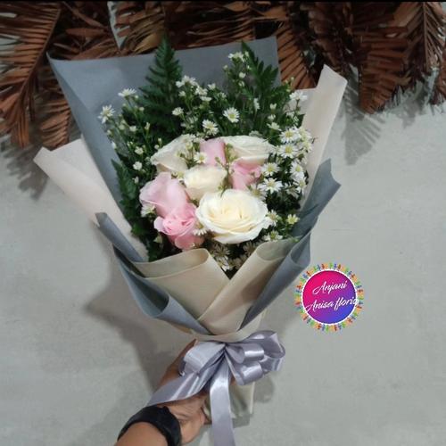 Jual bunga buket/bunga asli isi 8 /bunga kado ulang tahun/ kado wisuda ...