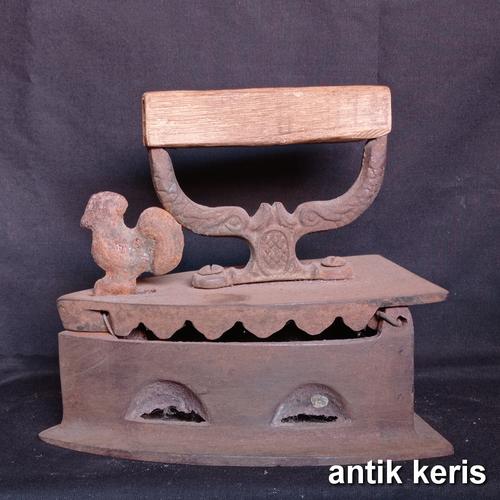 Jual Setrika Besi Jadul Vintage Ayam Jago Bahan Bakar Arang Unik Dan ...