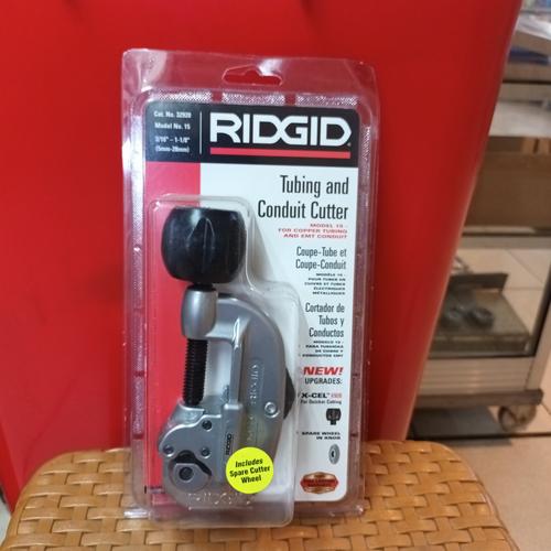 Jual TUBING CUTTERS MODEL 15 SCREW FEED TUBING CUTTERS RIDGID (32920 ...