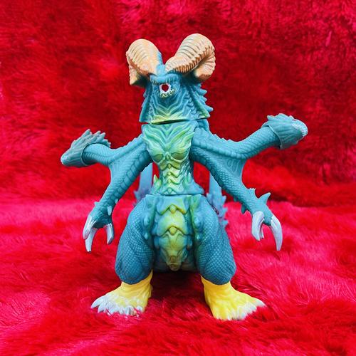 Jual Action Figure Ultraman Monster Kaiju Gargorgon - Kab. Tangerang ...