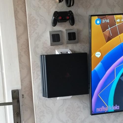 Jual Wall mount Dudukan Ps4 Pro Console Stand Holder - S3D - PS4 PRO ...