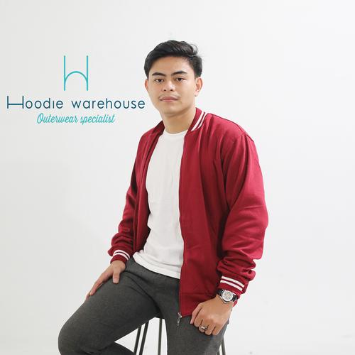 Jual Jaket Varsity Zipper Maroon Polos - M, Maroon - Jakarta Pusat ...