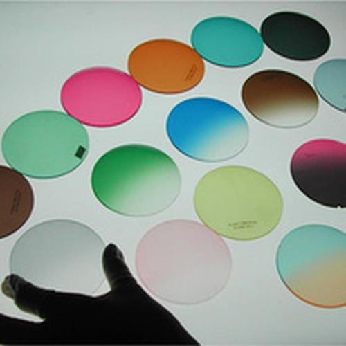 Jual Lensa Warna Gradasi Custom Plano minus Cylinder - Jakarta Pusat ...