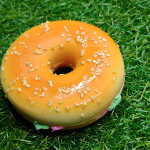 Jual Squishy roti / roti imitasi ukuran sebesar roti normal - Jakarta ...