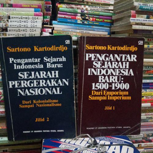 Jual buku Sartono Martodirdjo Pengantar Sejarah Indonesia Baru paket jilid - Kota Tangerang ...