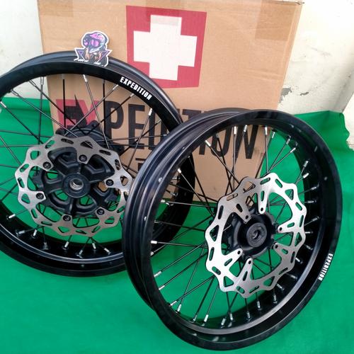 Jual Velg Supermoto Wr 155 Expedition 300/17 350/17 Tromol Velg ...