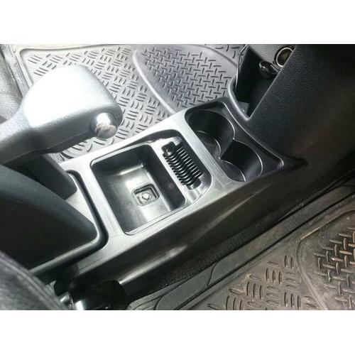 Jual CONSOLE BOX CALYA SIGRA Konsolbox Calya Sigra - Kota Tangerang ...