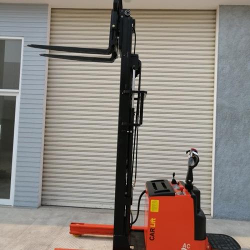 Jual Reach Stacker Electric Cap 1.5 Ton Jabodetabekar / Semarang ...
