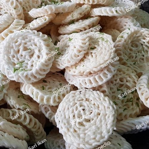 Jual kerupuk warung isi 10(kerupuk putih besar dan kerupuk coklat ...