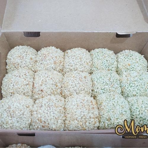 Jual Mochi Sesame Momochi 6 15 pcs Oleh Oleh Enak Moci Kacang Wijen ...