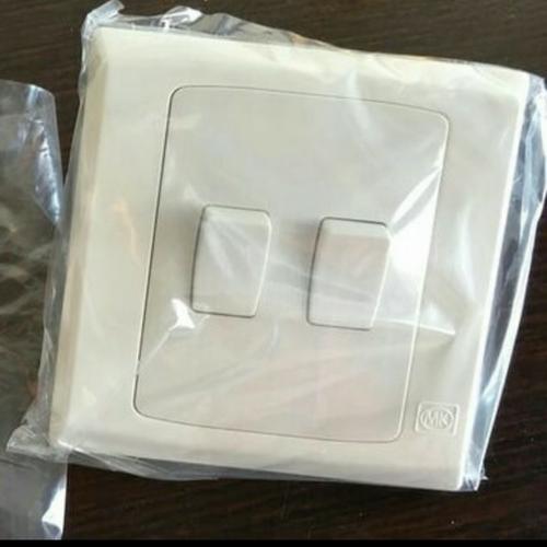 Jual MK saklar seri S8872W1WHI / saklar MK yg 2 gang 1 arah S 8872W1WHI ...