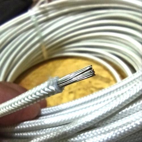 Jual KABEL ANTI PANAS 2mm - KABEL NYVIN 2mm KABEL HEATER 2mm HARGA ...