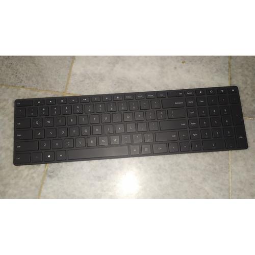 Jual microsoft surface pro designer bluetooth keyboard like new ...