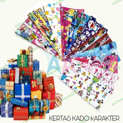 Jual Kertas Kado Karakter Anak Glossy Bungkus Kemasan Art Paper ...