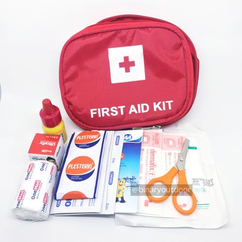 Jual Peralatan P3K Tas P3K First Aid Kit Mini Travel - Lengkap Isi ...