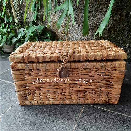 Jual Storage Box Anyaman Enceng Gondok, Keranjang Kotak Enceng Rangka ...