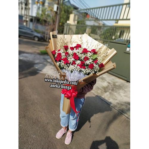 Jual Buket Bunga Mawar Merah Gold Mewah Red Premium Hand Bouquet Flower ...