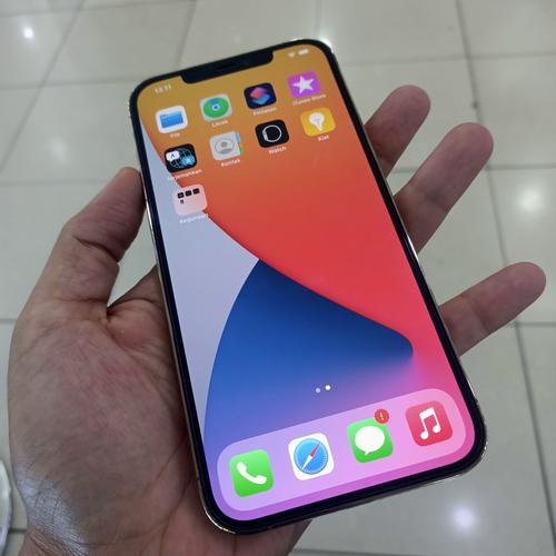 Jual iphone 12 pro max 128gb ibox gold agustus 2022 taun depan - Kota ...