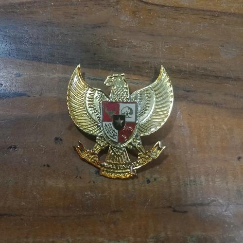 Jual pin garuda besar ukuran 6cm paskibra upacara - Jakarta Pusat ...