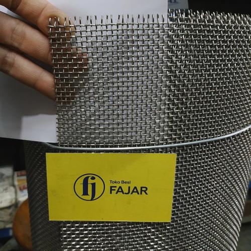 Jual Kawat kasa Mesh Industri saringan tebal Stainless steel - Kota ...