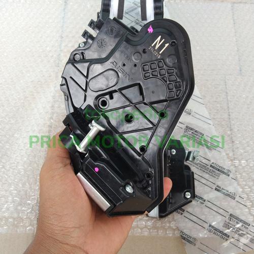 Jual DOOR LOCK TOYOTA INNOVA REBORN dan FORTUNER ORIGINAL - Kota Bekasi ...