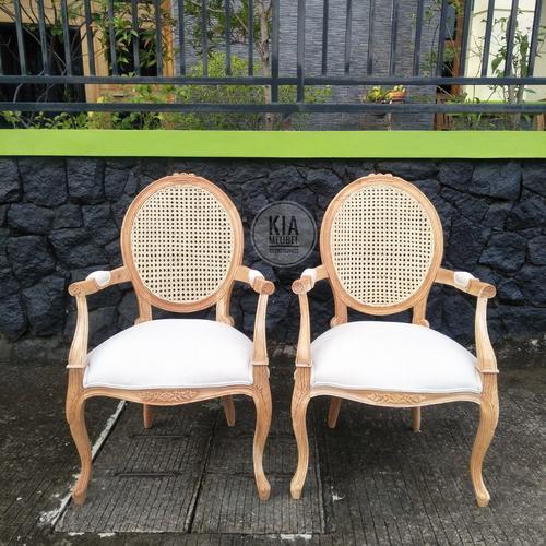 Jual kursi rotan/kursi teras/kursi pelaminan/kursi studio/kursi wedding ...