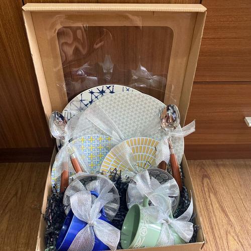 Jual Wedding Hampers Premium / Gift Wedding/ Kado / Custom by Stella ...