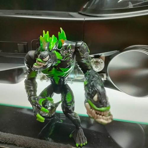 Jual Green Venom Hasbro Marvel Legends Mafex Mezco Spiderman Spider-Man ...