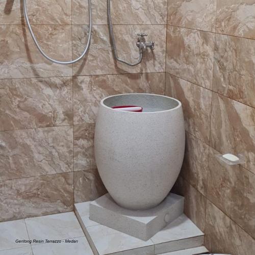 Jual Franco JAWA BARAT - Gentong Teraso - Bak Mandi Unik - Resin ...