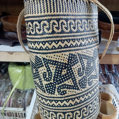 Jual Tas Punggung Rotan Anjat Khas Dayak Kalimantan Ukuran Besar - Kota ...