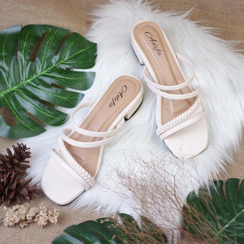 Jual Sandal Wanita Hak Tahu 3 Cm Heels 3 Cm Sandal Heels 3 cm - cream ...